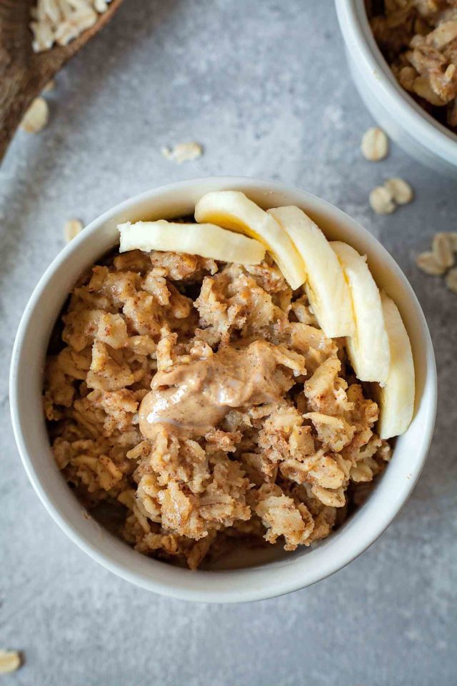 Vanilla Almond Vegan Baked Oatmeal - The Live-In Kitchen