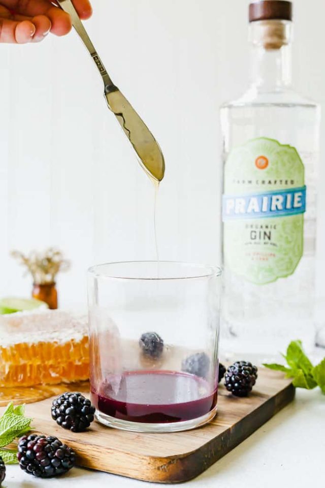 Blackberry Gin Smash - The Live-In Kitchen