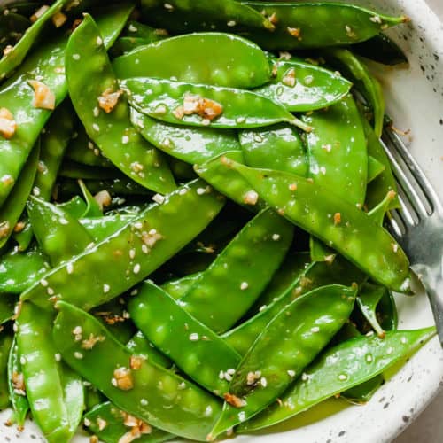 John Snow Peas (Garlic Ginger Snow Peas) - The Live-In Kitchen