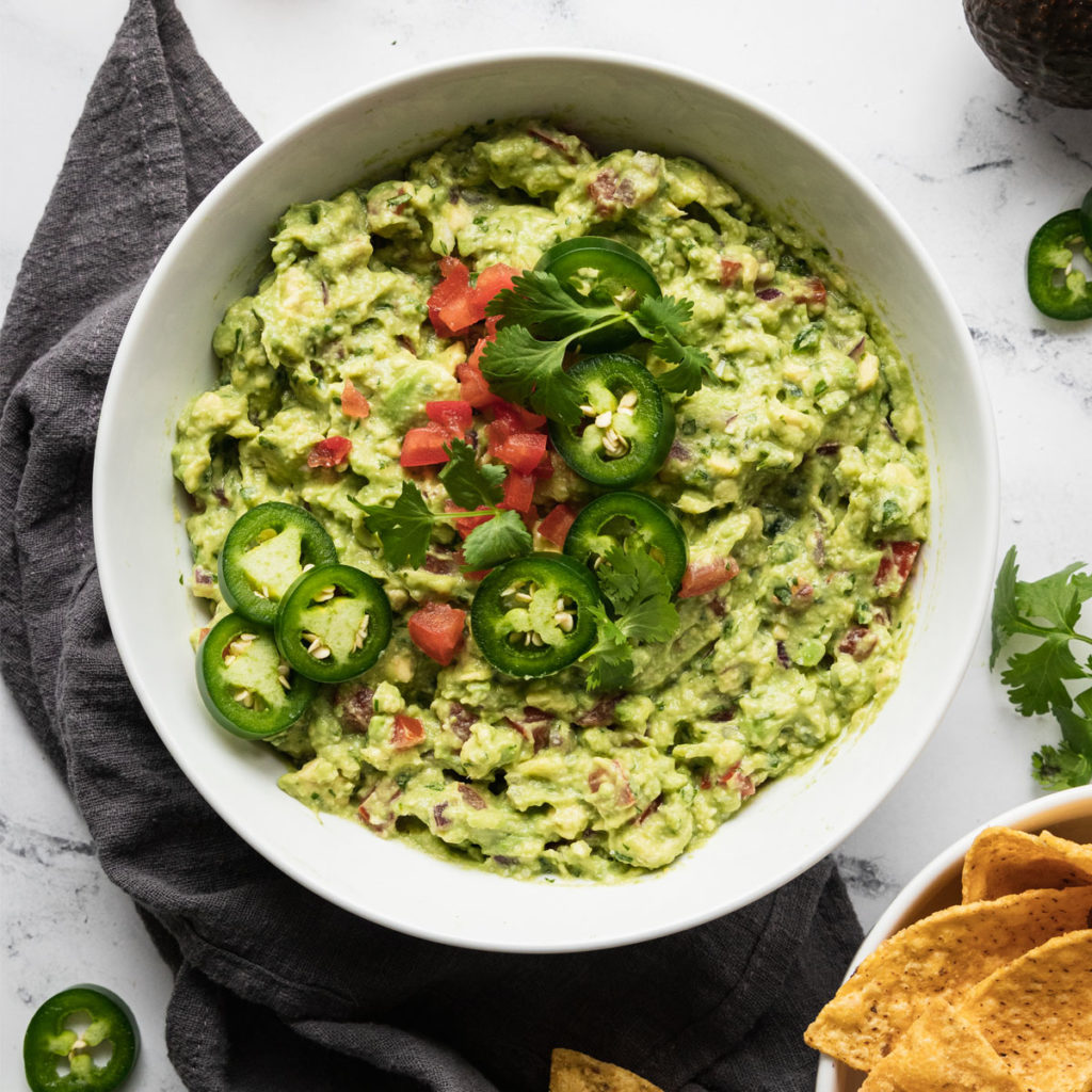 Healthy Guacamole (stays green!) - The Live-In Kitchen