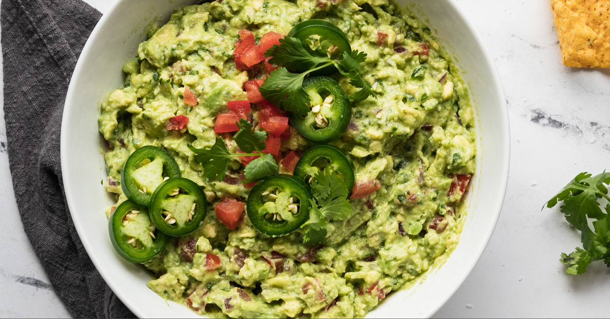 Healthy Guacamole (stays green!) - The Live-In Kitchen