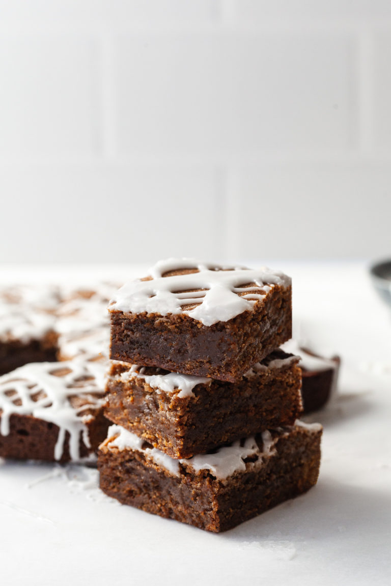 Gingerbread Bars - The Live-In Kitchen