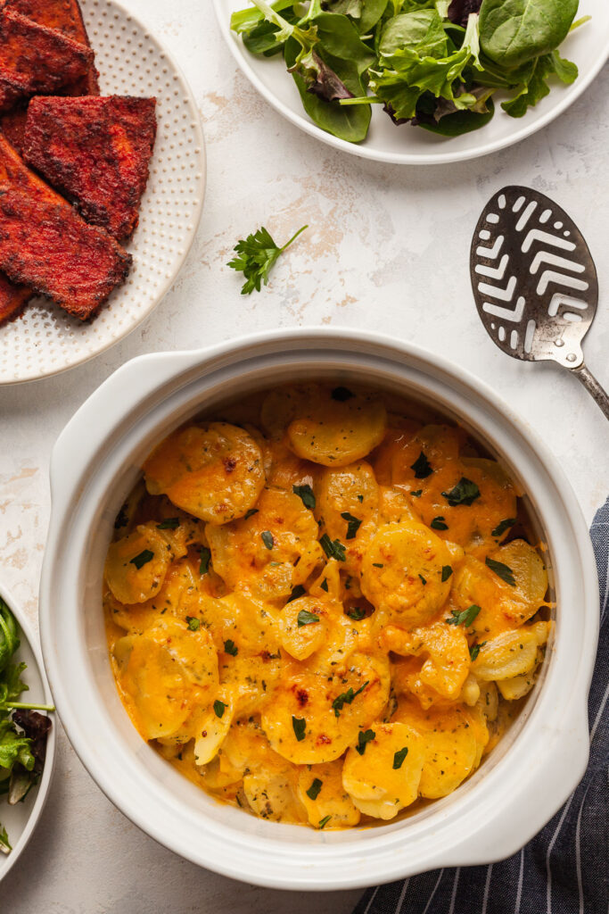 Instant Pot Scalloped Potatoes - The Live-In Kitchen