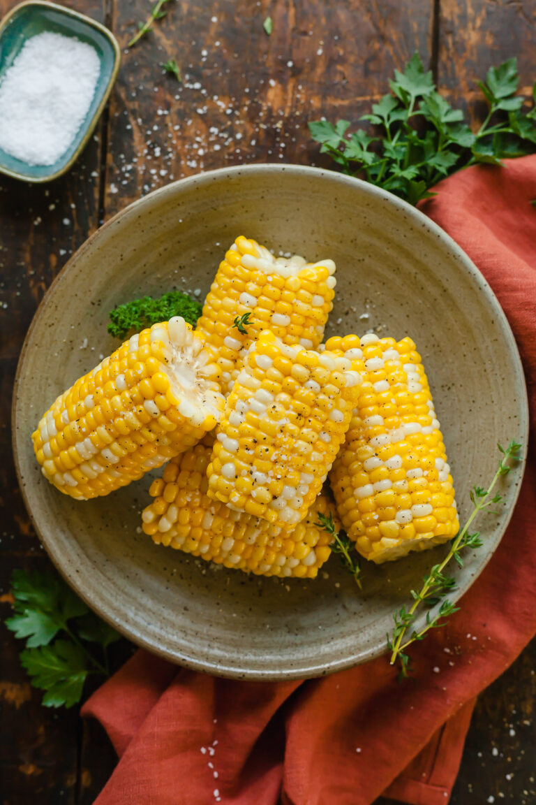 Steamed Corn on the Cob - The Live-In Kitchen