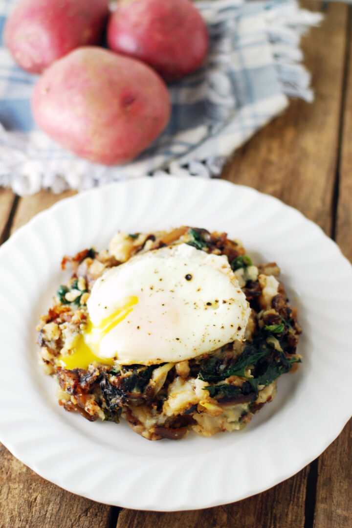 Leftover Mashed Potato Cheesy Vegetarian Hash - The Live-In Kitchen