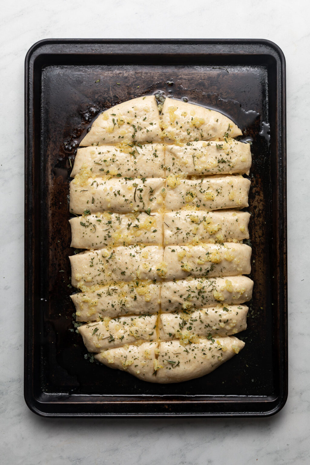 Garlic Butter Breadsticks - The Live-In Kitchen